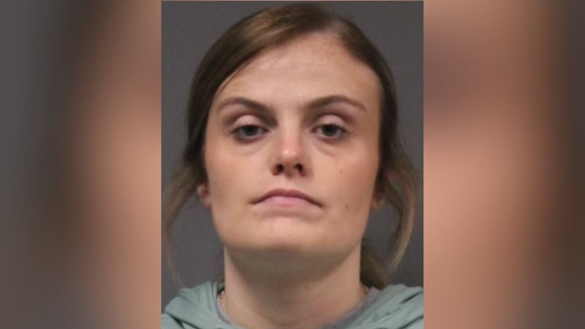 Federal judge rules Lindsey Whiteside to house incarceration following ...