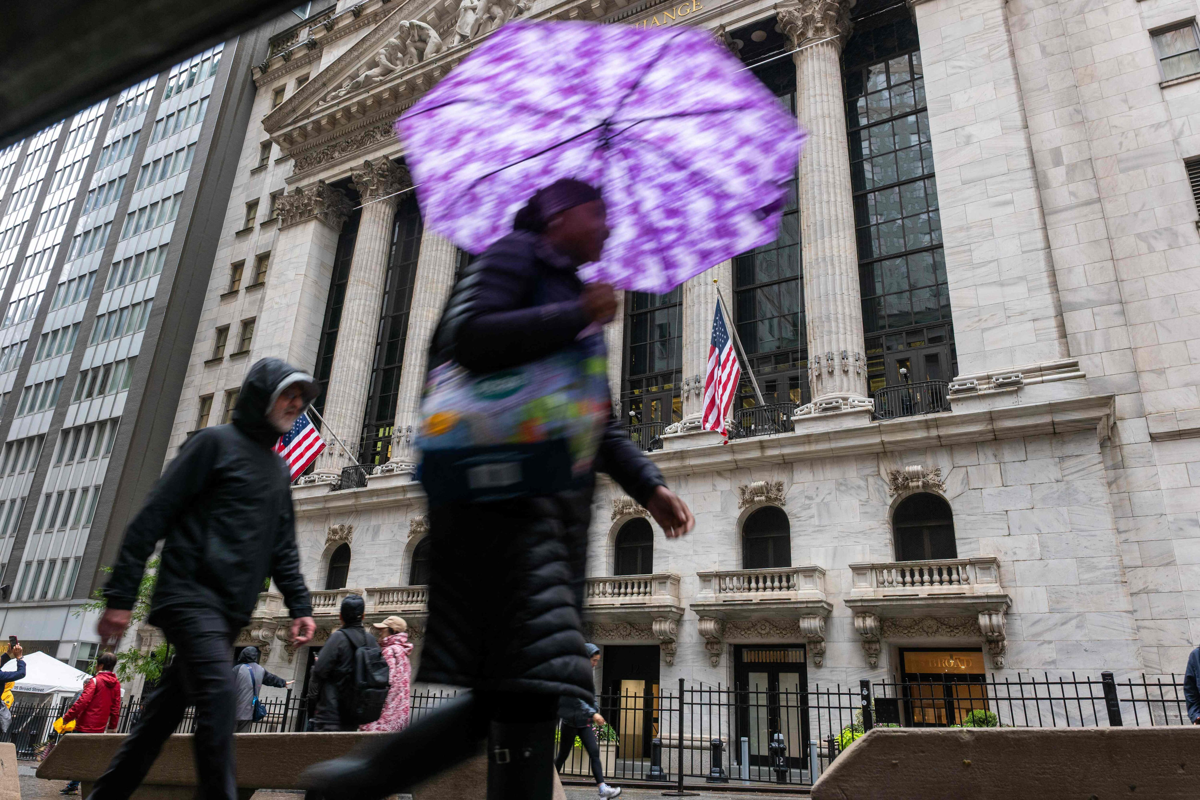 Trump's Trade Remarks Lift Nasdaq 2.21%