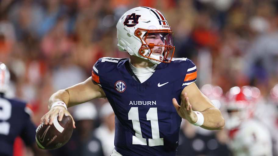 Auburn to Stick with Jackson Arnold at QB