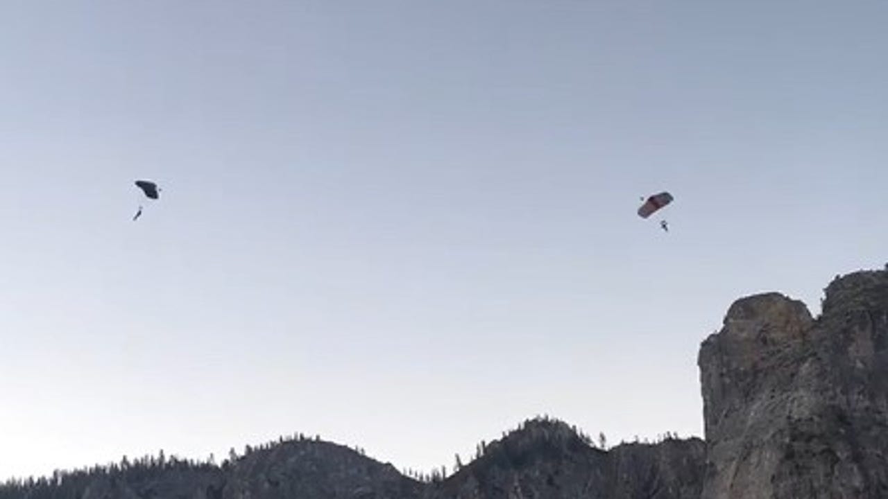 BASE jumpers illegally take to Yosemite’s El Capitan during government ...