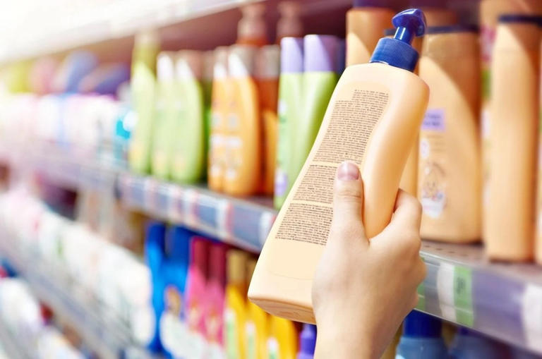 El mejor shampoo mexicano para cabello maltratado según Profeco y cuesta menos de $100 pesos