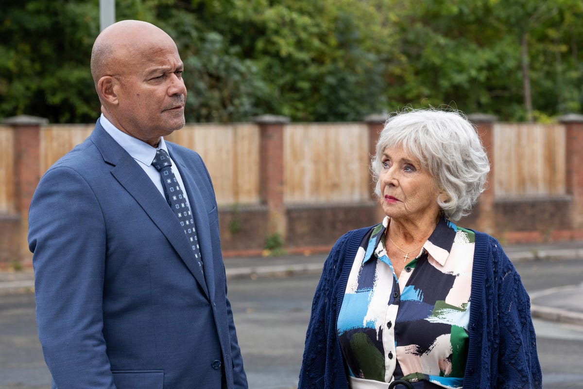 Hollyoaks unveils full details of Brookside crossover as Donny makes ...