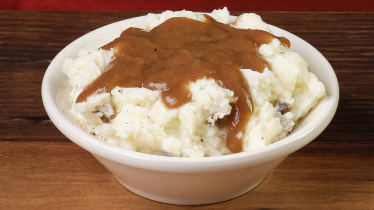 Chain Restaurants That Serve The Best And Worst Mashed Potatoes ...