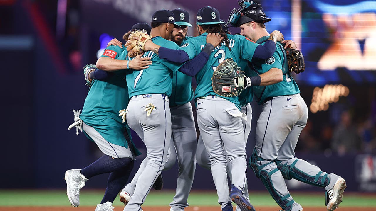 Live updates: Seattle Mariners vs Toronto Blue Jays for ALCS game 2