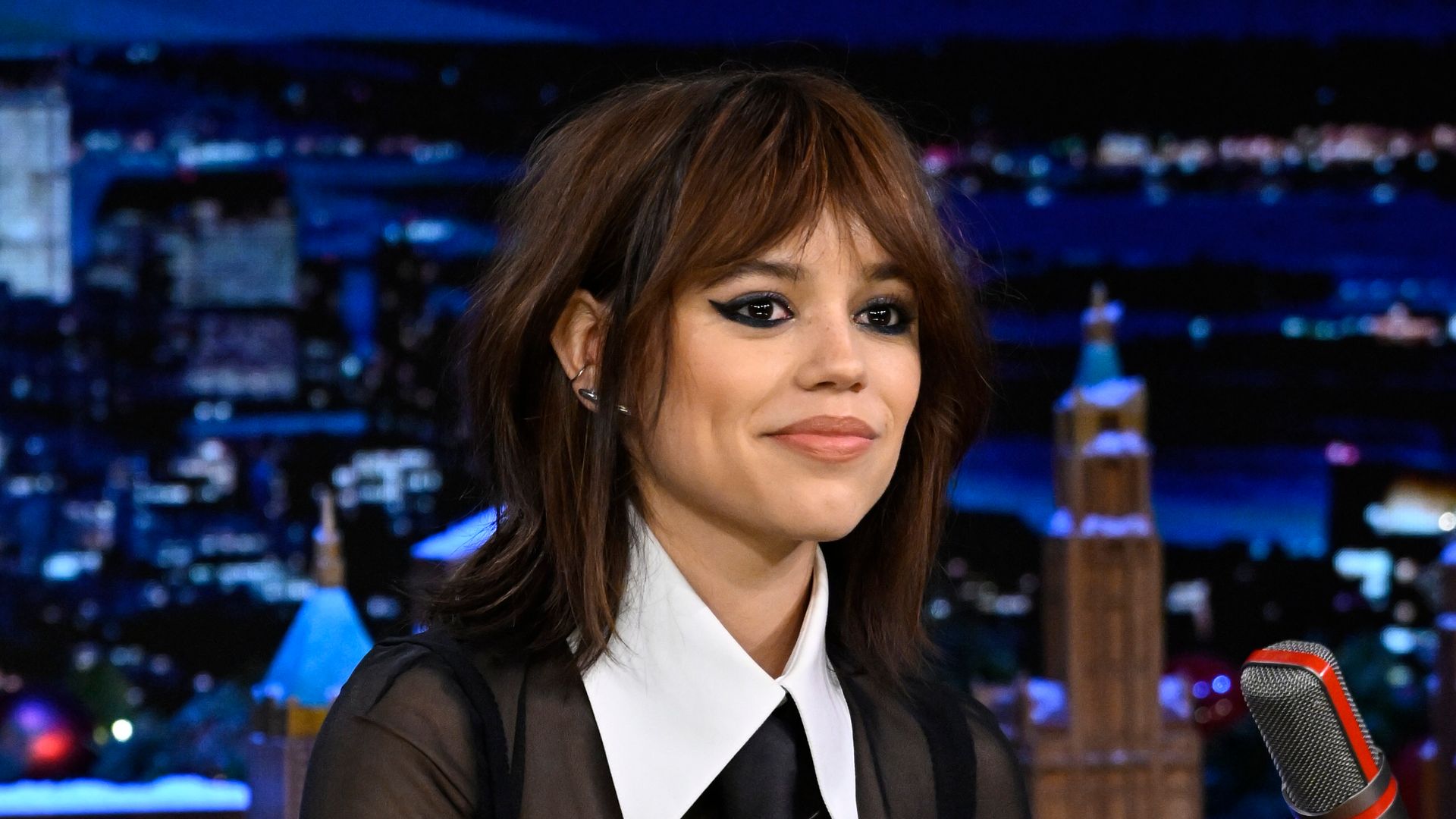 10 Haircuts with bangs that everyone will be asking for at the salon ...