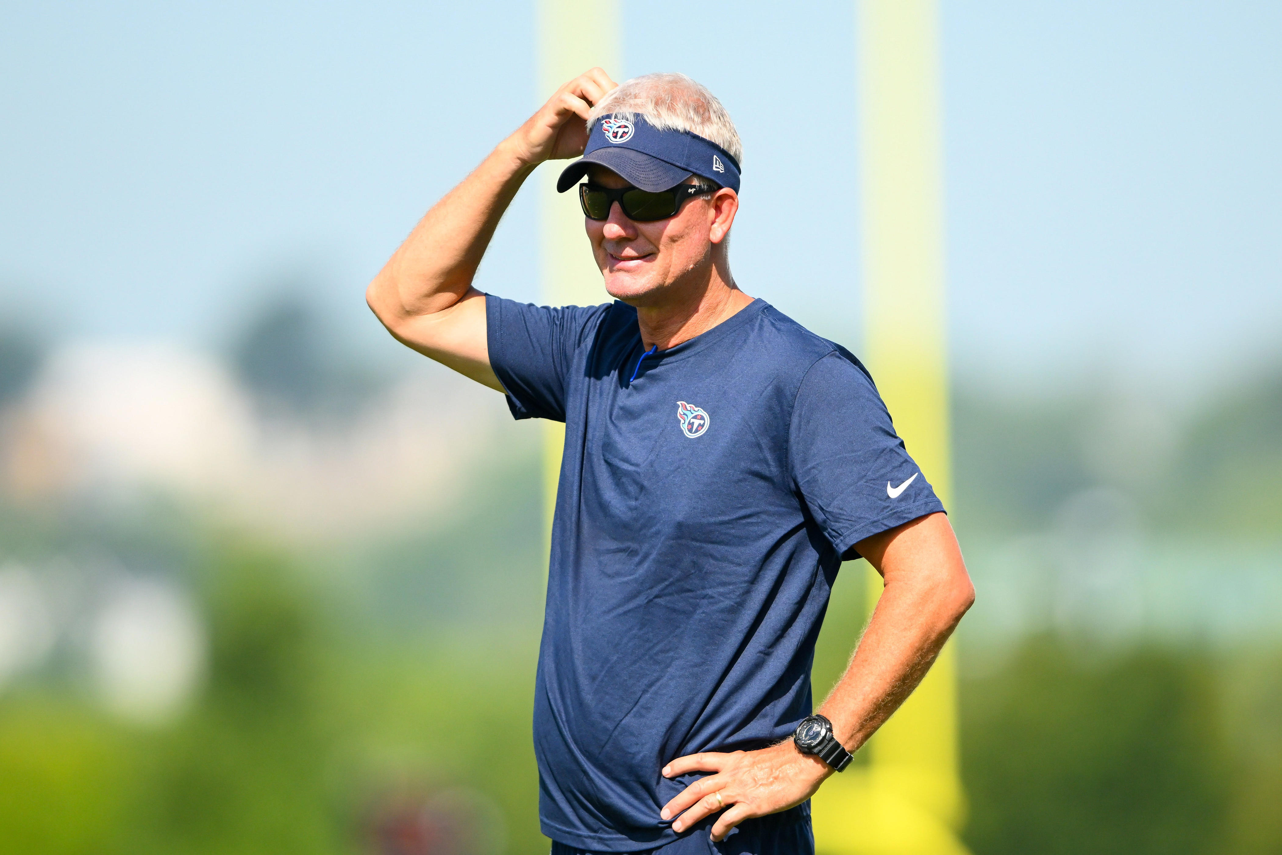 Titans name Mike McCoy interim head coach after firing Brian Callahan
