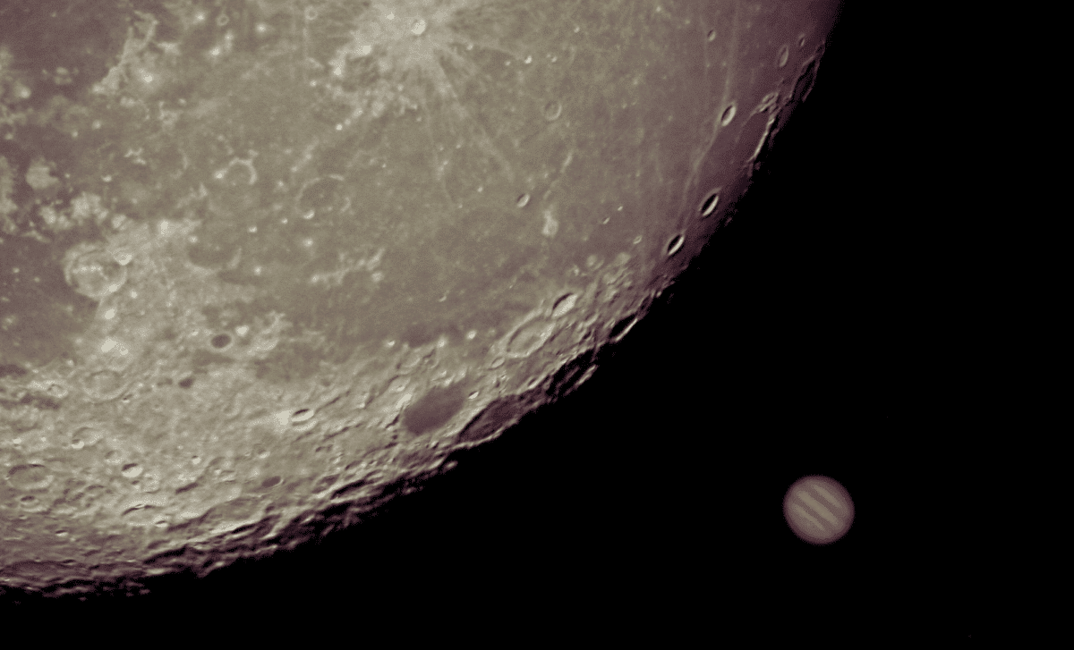 Don’t Miss the Moon and Jupiter’s Beautiful Sky Alignment Tonight!