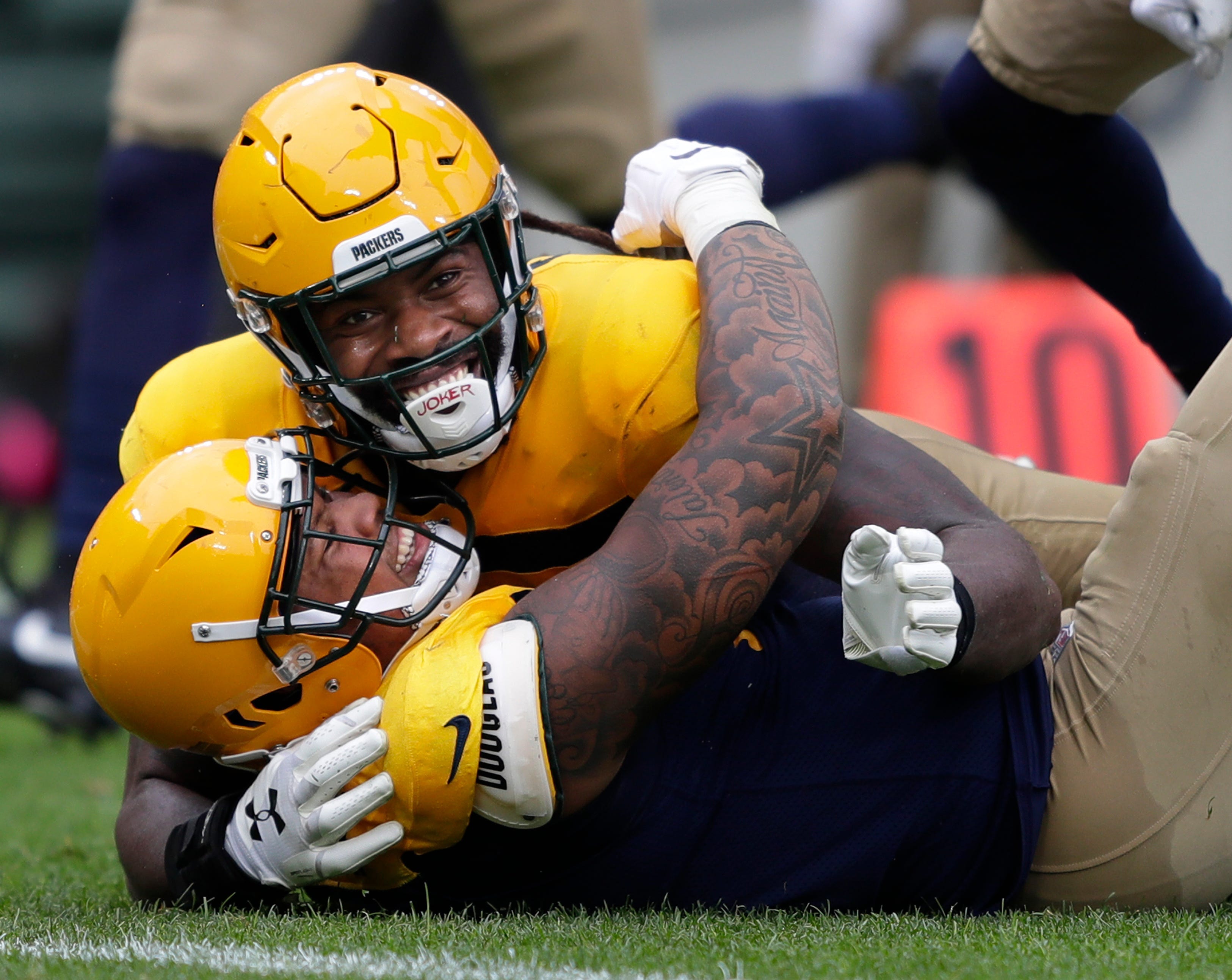 Eagles linebacker Za'Darius Smith retires: Look back at his NFL career