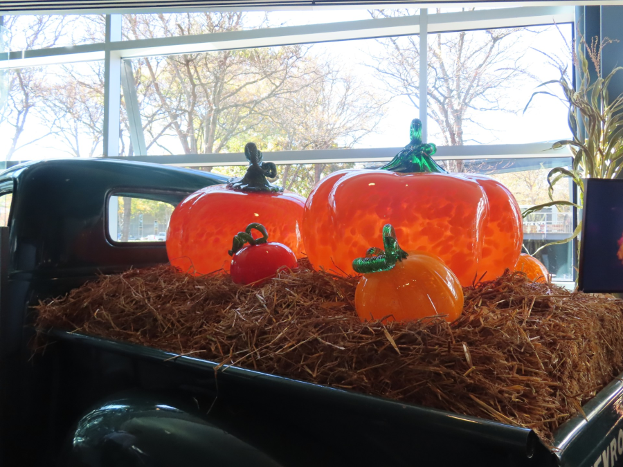 Corning Museum of Glass marks fall with glass pumpkin trials
