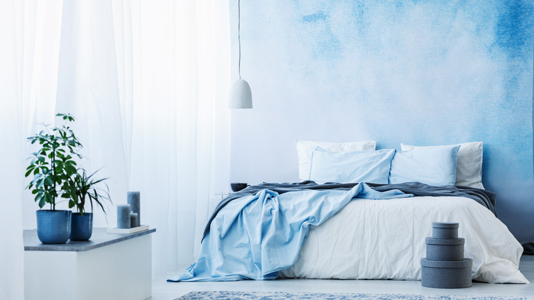 15 Easy Tips For Designing A Modern Bedroom
