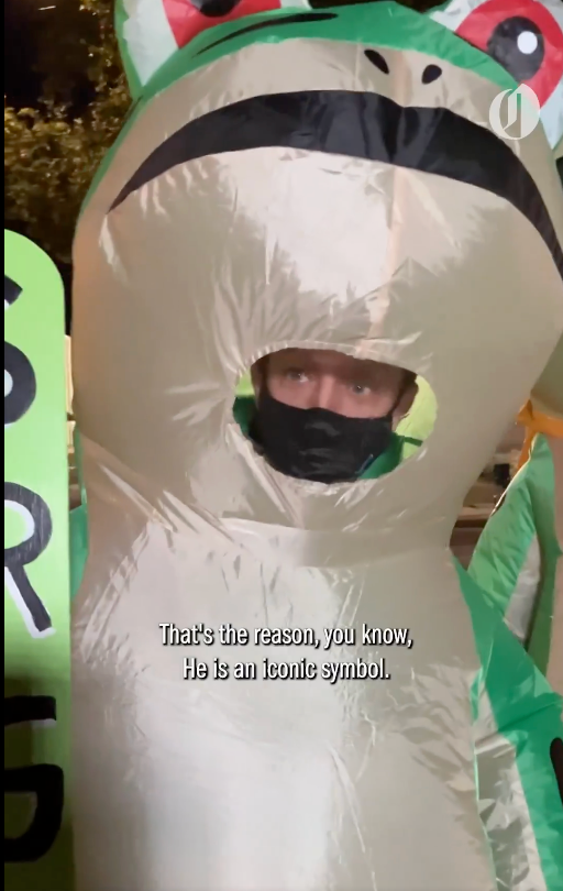 Here's Why ICE Protests Are Suddenly Full Of Inflatable Frogs (And What ...