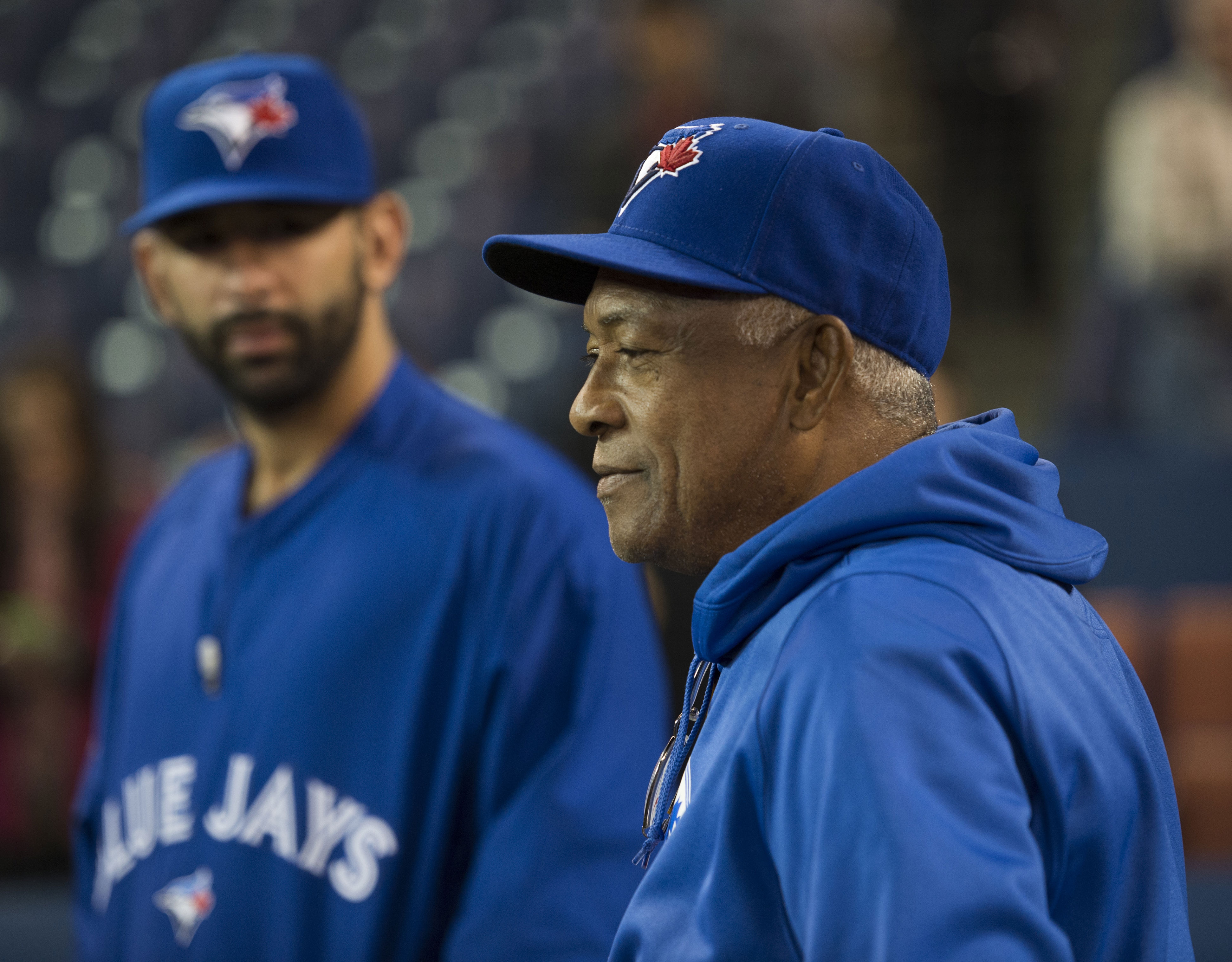 Longtime MLB infielder, coach Sandy Alomar Sr. dies at 81