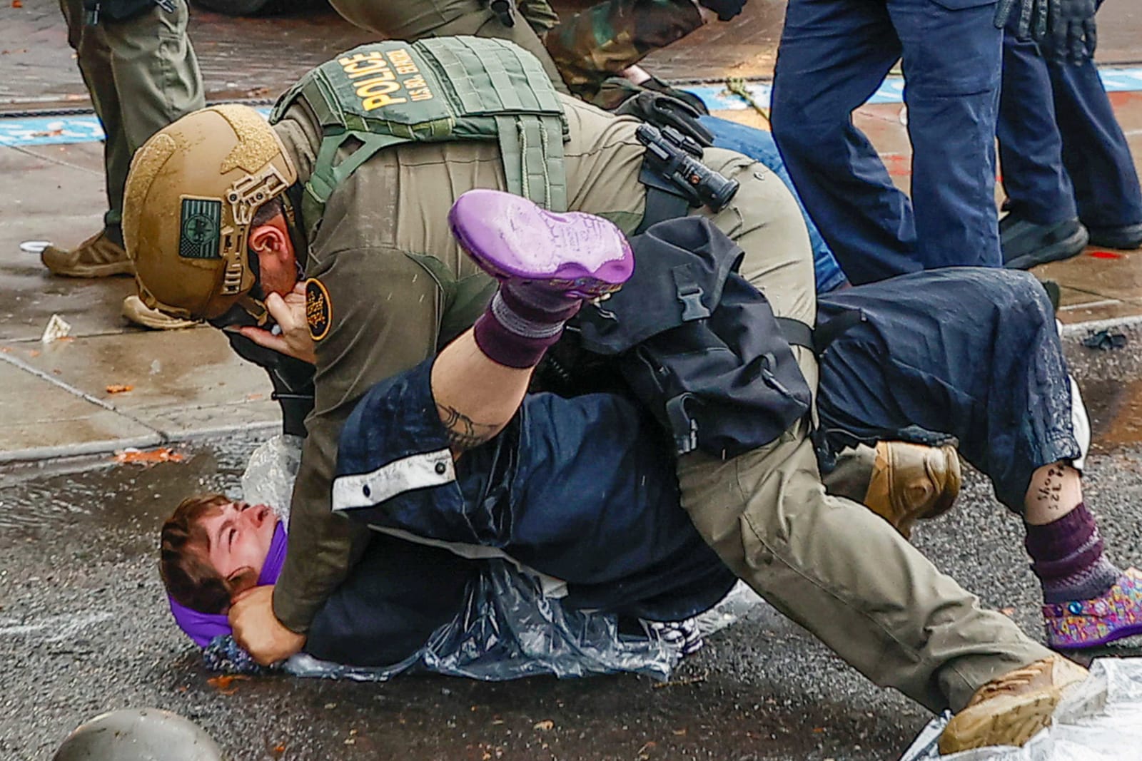 Ex-customs official slams ICE agents for lacking training and skills