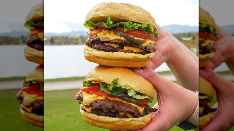 The Meaty Secret Found In Smashburger's Iconic Burgers