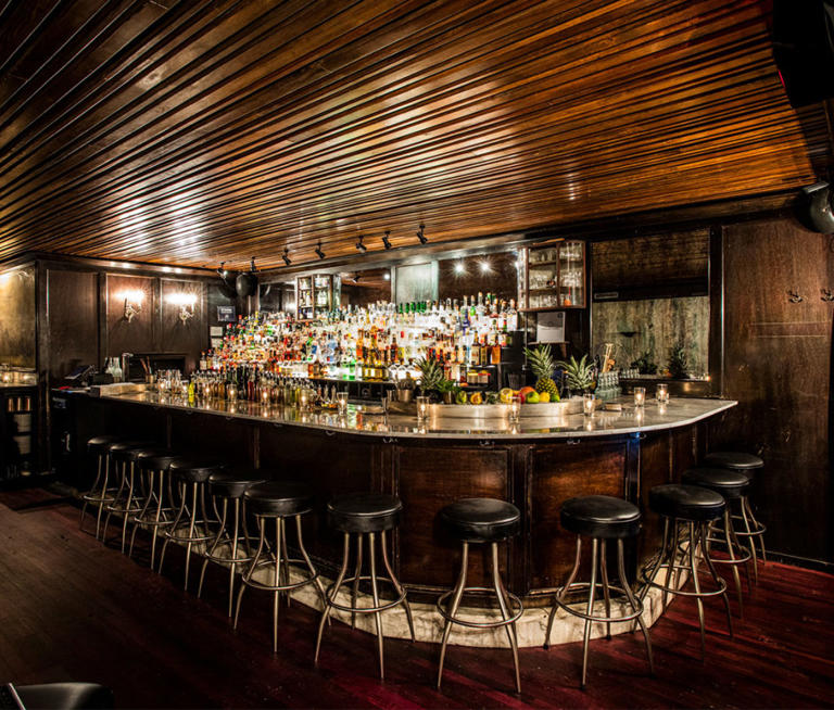 The Classic Cocktail Bars that You Need to Visit