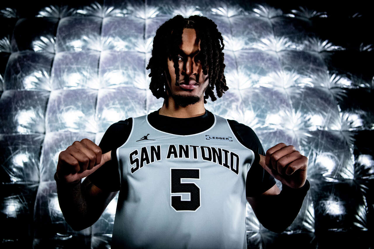 Spurs roll out new Statement Edition uniforms