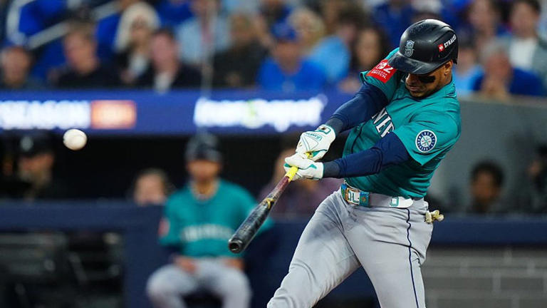 Jorge Polanco leads power surge as Seattle Mariners beat Blue Jays 10-3 ...