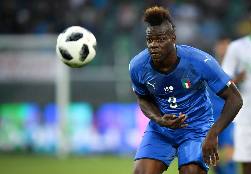 Balotelli acerta chegada em clube da segunda divisão do Emirados Árabes