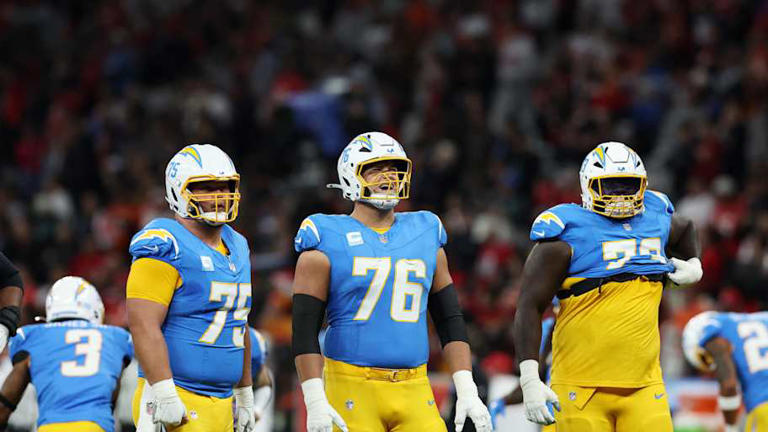 Chargers grades show disaster in front of Justin Herbert, one starter ...