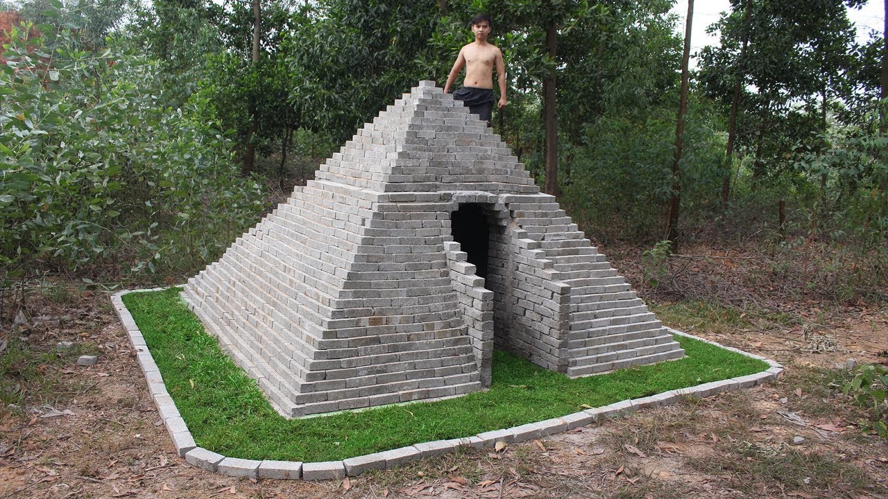 Build Pyramids Using Ancient Skills