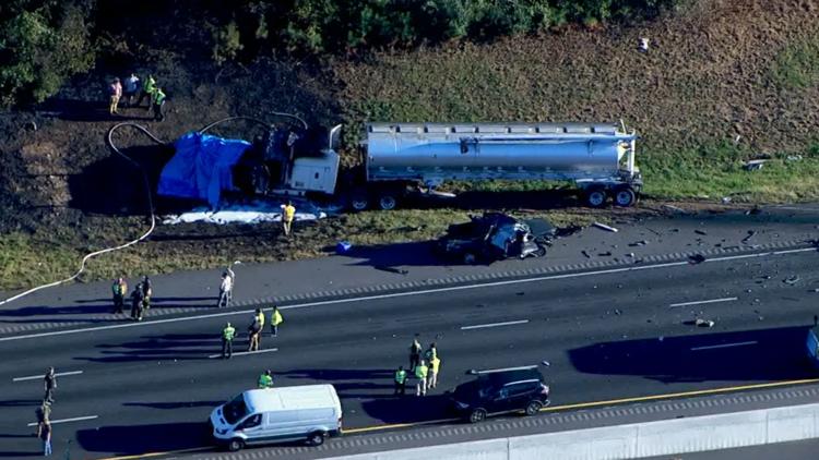 8 killed in fiery crash on I-85 in Jackson County