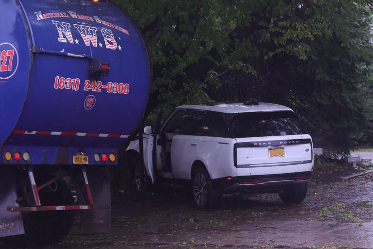 Alec Baldwin blames garbage truck the size of a ‘whale’ for crashing ...