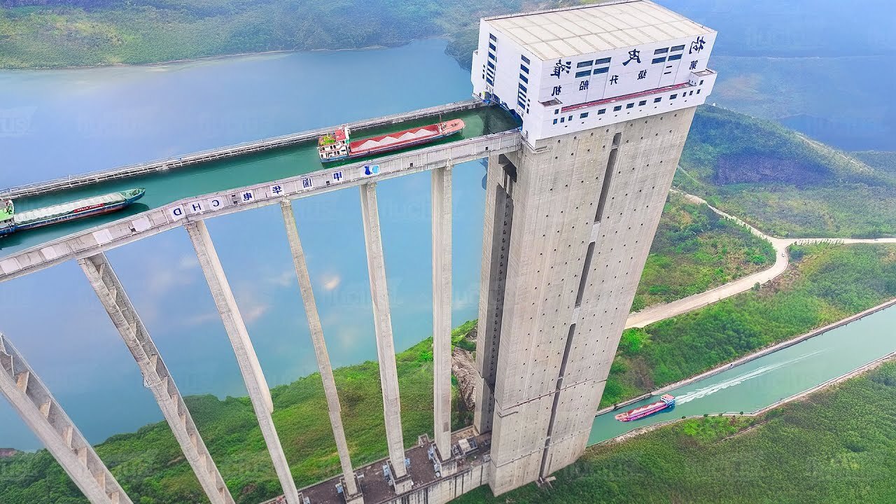 The Insane Engineering Behind China’s Giant $1 Billion Ship Elevator