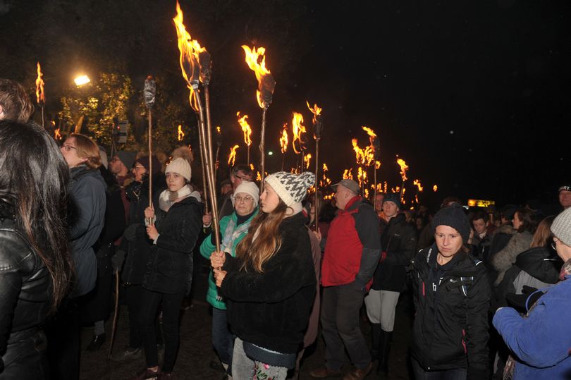 Brockham Bonfire road closures and timings ahead of Surrey's huge ...