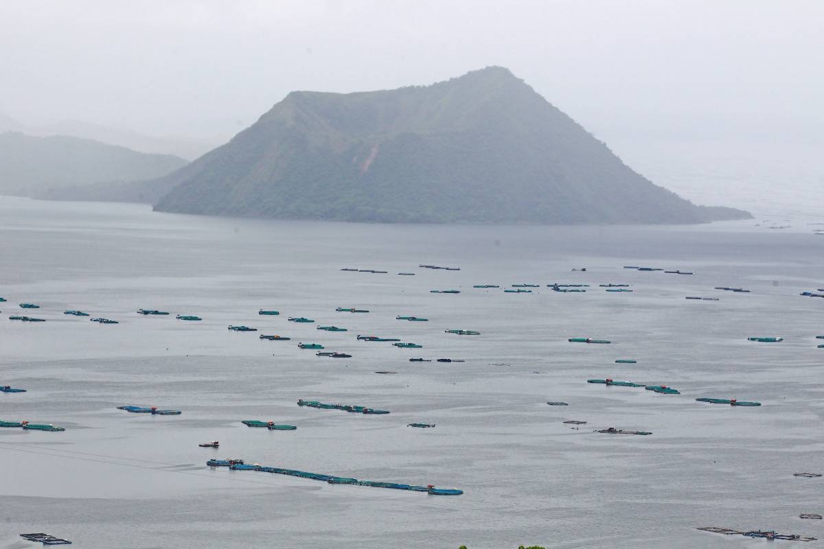 Airlines, pilots warned: Stay away from Bulusan, Kanlaon, Taal volcanoes