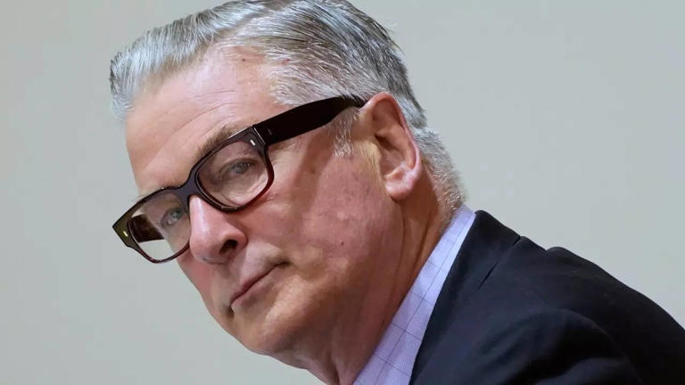 Alec Baldwin crashes Range Rover in The Hamptons: Inside the health ...