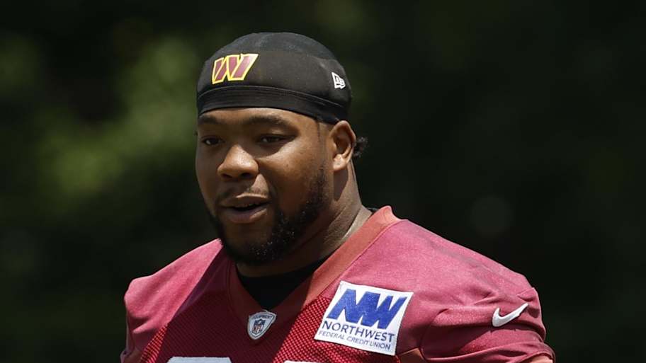 Commanders star Daron Payne makes massive special teams play vs. Bears