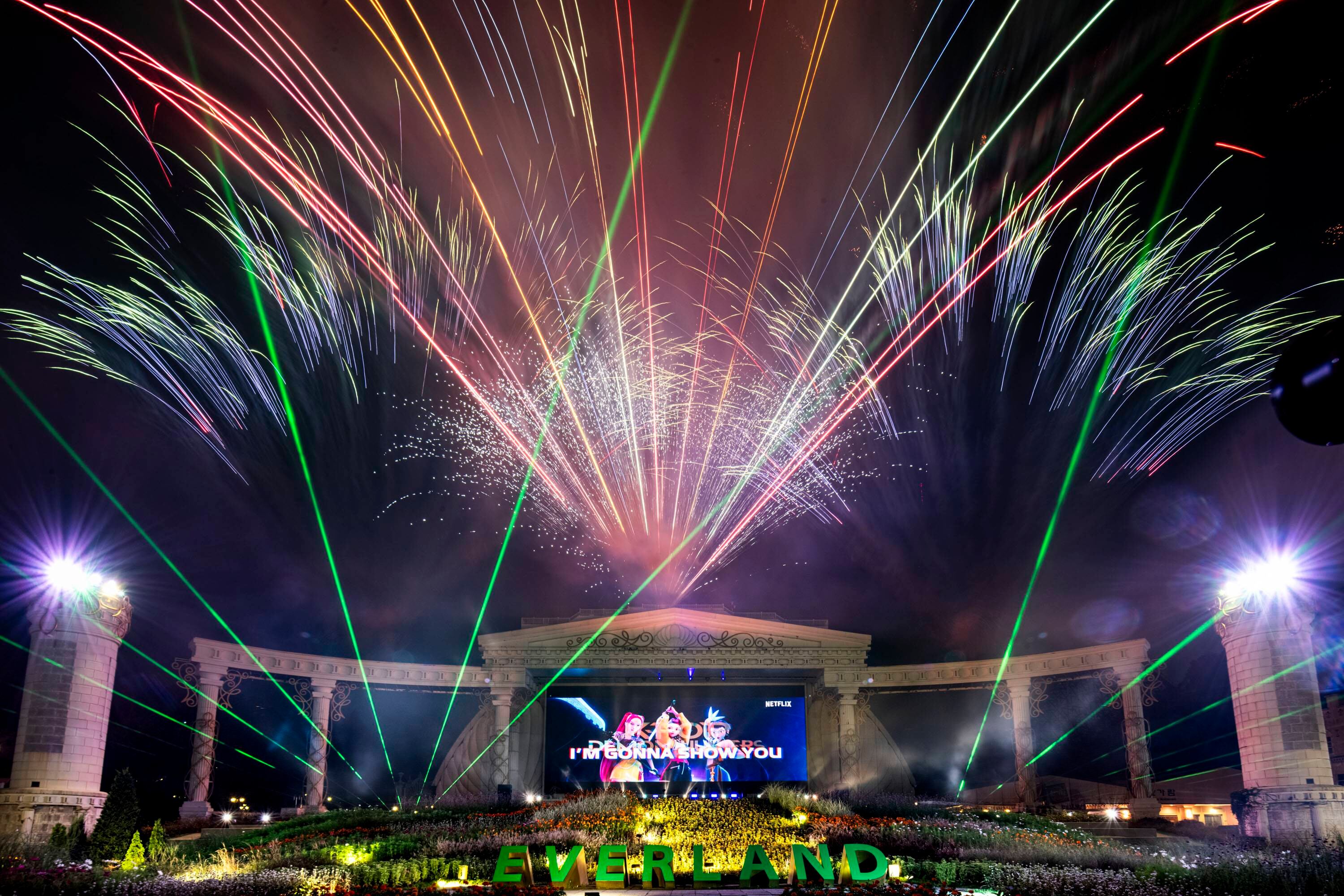 Everland Unveils KPop Demon Hunters Singalong Fireworks Show