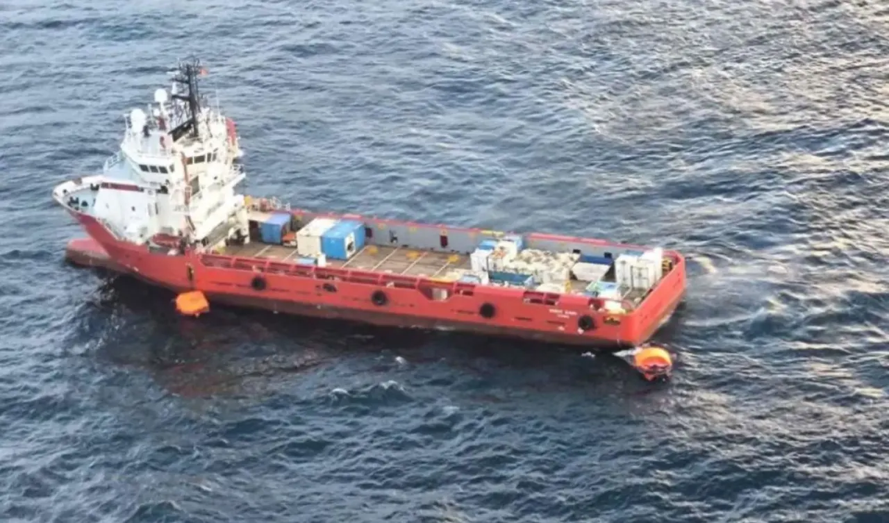 Φορτηγό πλοίο με ουκρανικό πλήρωμα βυθίστηκε στη Μαύρη Θάλασσα