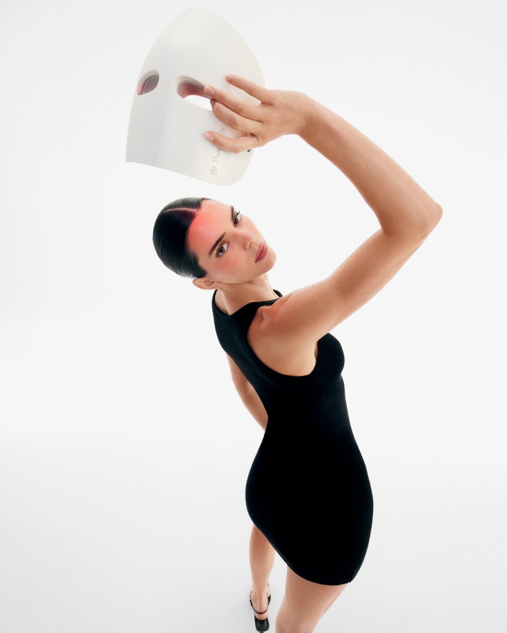 EXCLUSIVE: Therabody Launches Its Second Red Light Mask, Signs Kendall ...