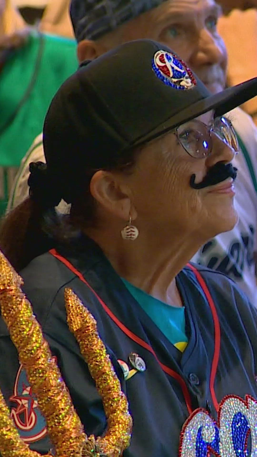 Seattle goes wild after Mariners hit 10 home runs