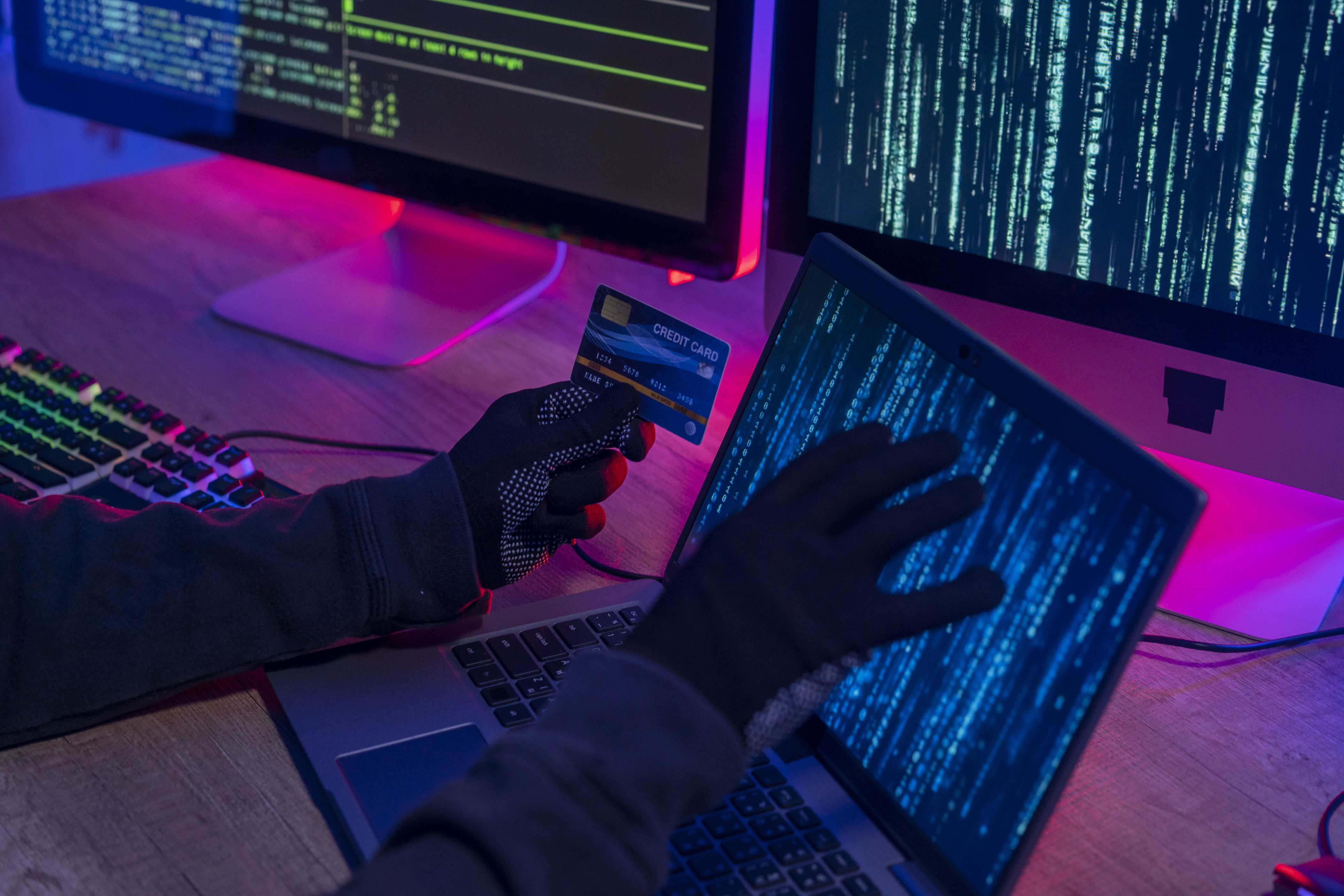 Inflation refund text scams are targeting New Yorkers. Here's how to ...