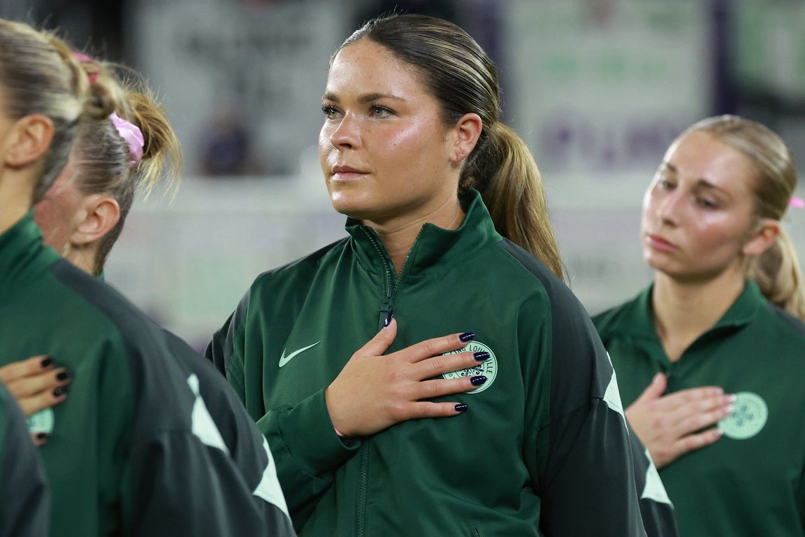 Captivating photos spotlight NWSL talent Emma Sears