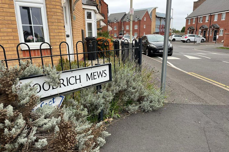 Inside Midlands estate where homes 'won't sell' as residents live in ...