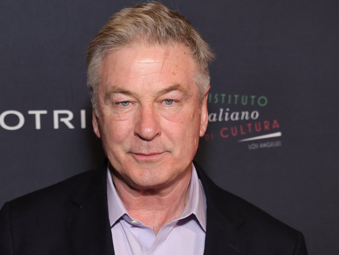 Sein Wagen ist an einem Baum gelandet: Alec Baldwin baut Autounfall