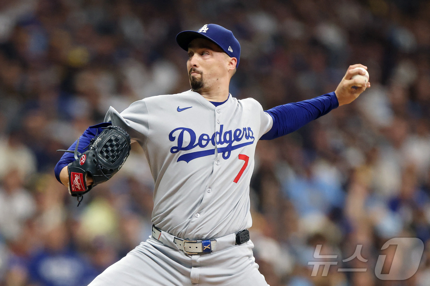 다저스, 밀워키 잡고 NLCS 기선 제압…스넬 8이닝 10K 무실점