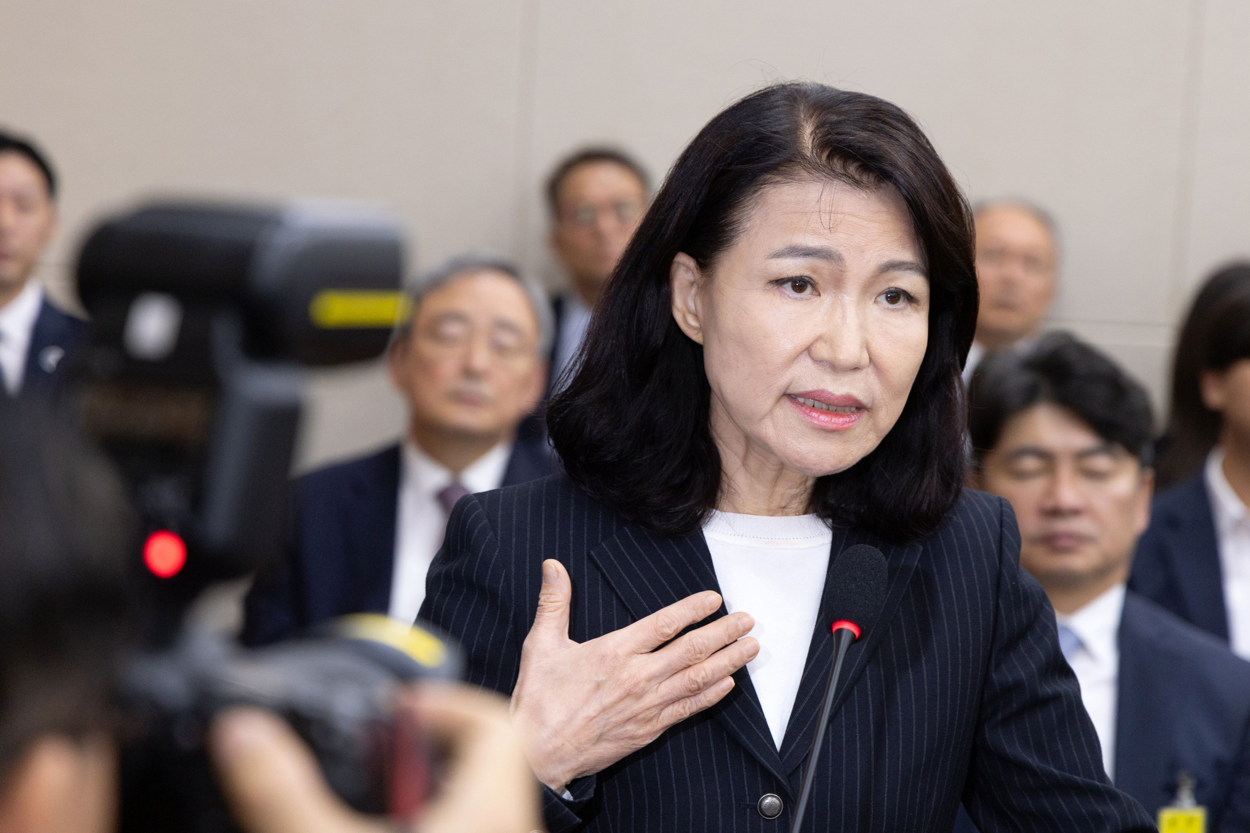 Lee Jin-sook Questions if Presidential Displeasure Justifies Arrest