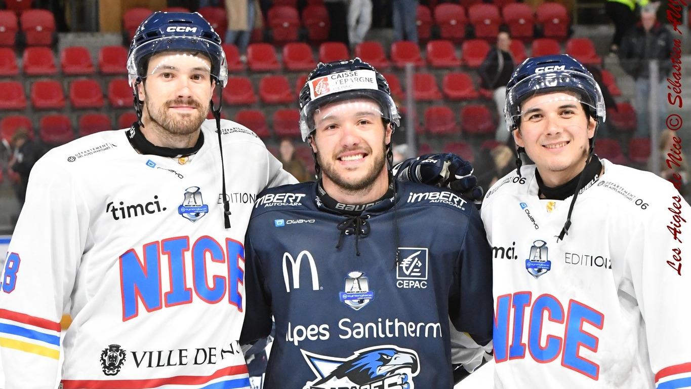 La nouvelle vie de deux hockeyeurs québécois à Nice