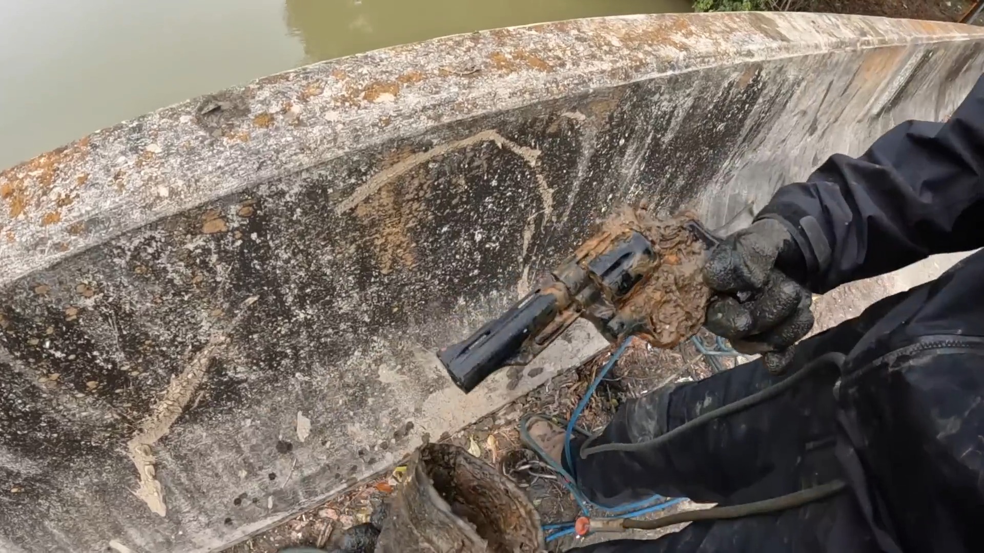 How to Go Treasure Hunting and Accidentally Do the Police’s Job