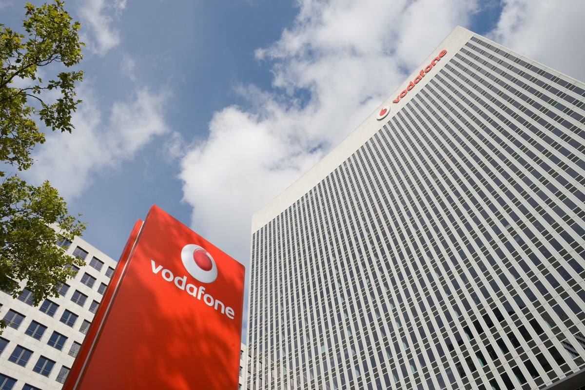 Vodafone down: Network explains outage that left people without ...