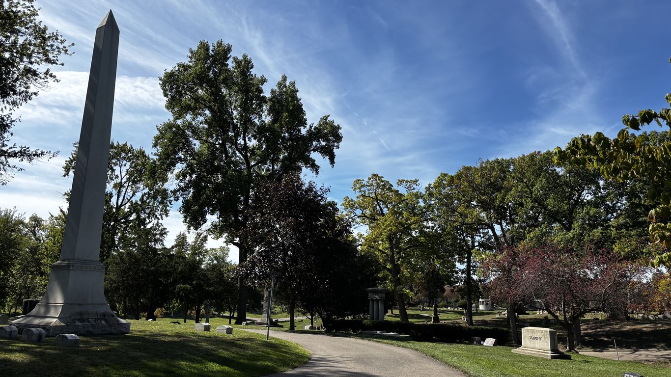 Historic Detroit cemetery lights up for new fall event