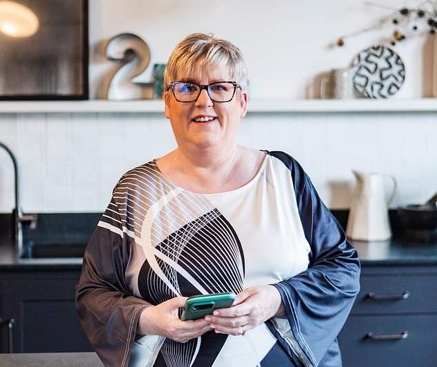 How to beat acid reflux and ditch heartburn medication, according to a ...