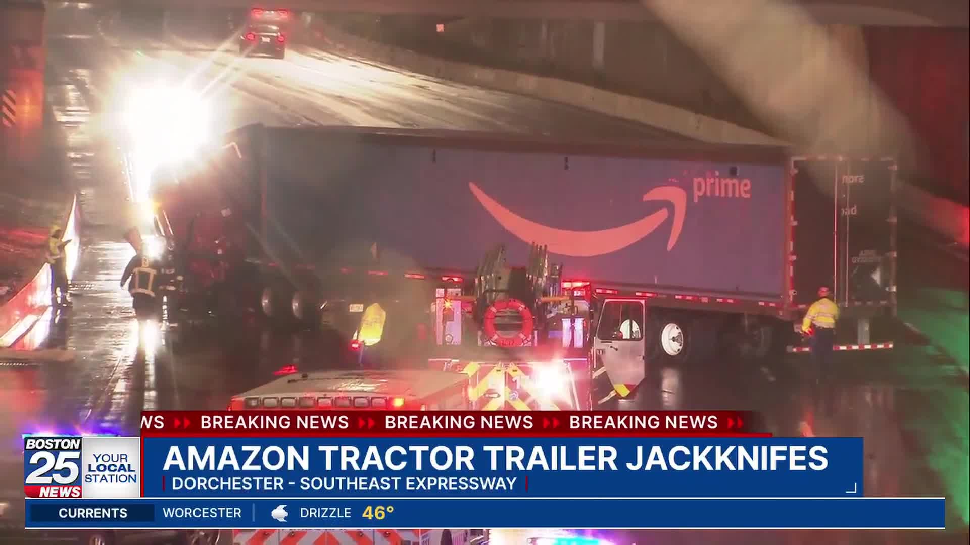Crash Involving Amazon Truck Blocking Lanes Of Traffic On I 93 In Boston