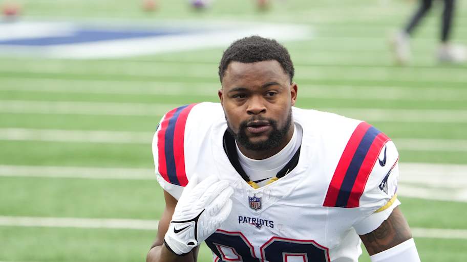 Patriots WR Shines in Homecoming Win