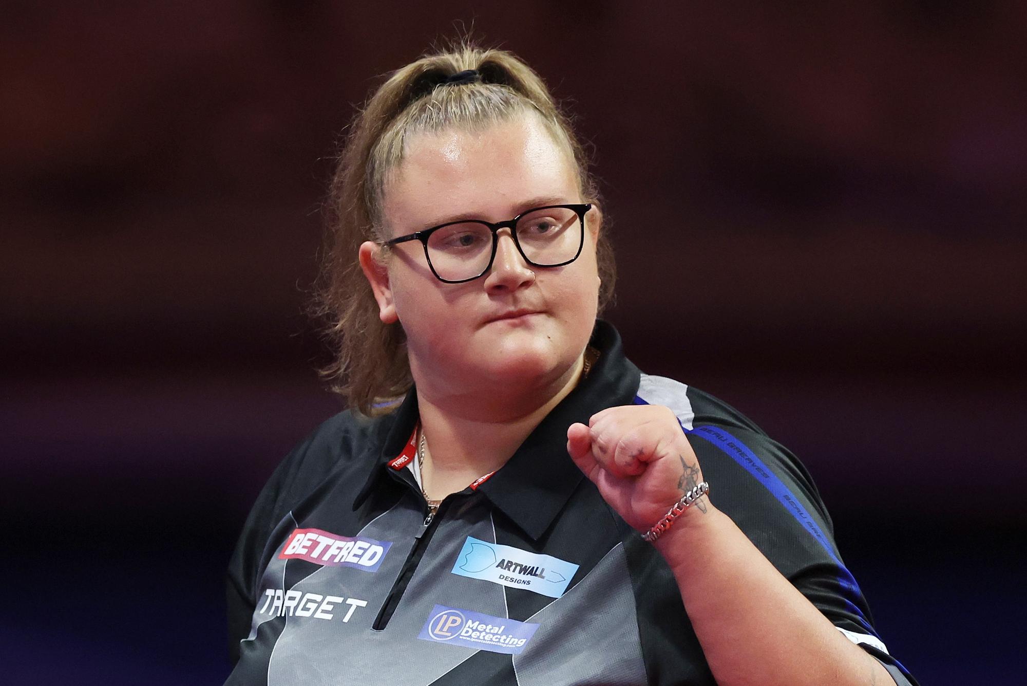 Doncaster's Beau Greaves stuns world champion Luke Littler to make more ...