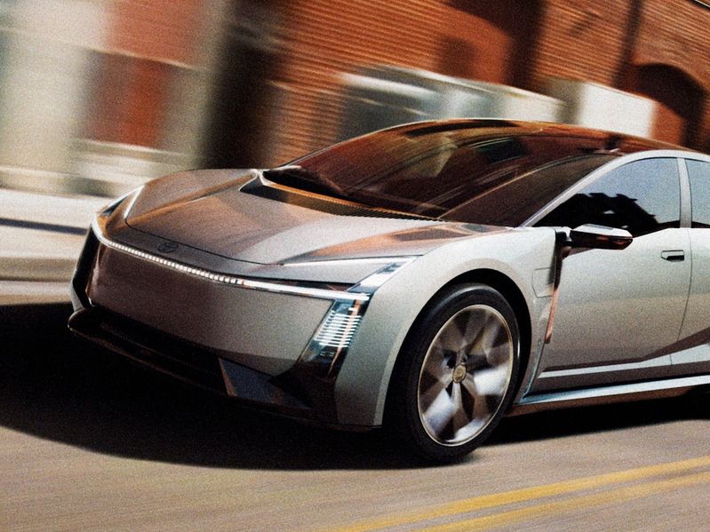 新しいカローラはスタイリッシュなセダンに！？【JMS2025】内燃エンジン搭載の新型GRスポーツカーは12月にワールドプレミア